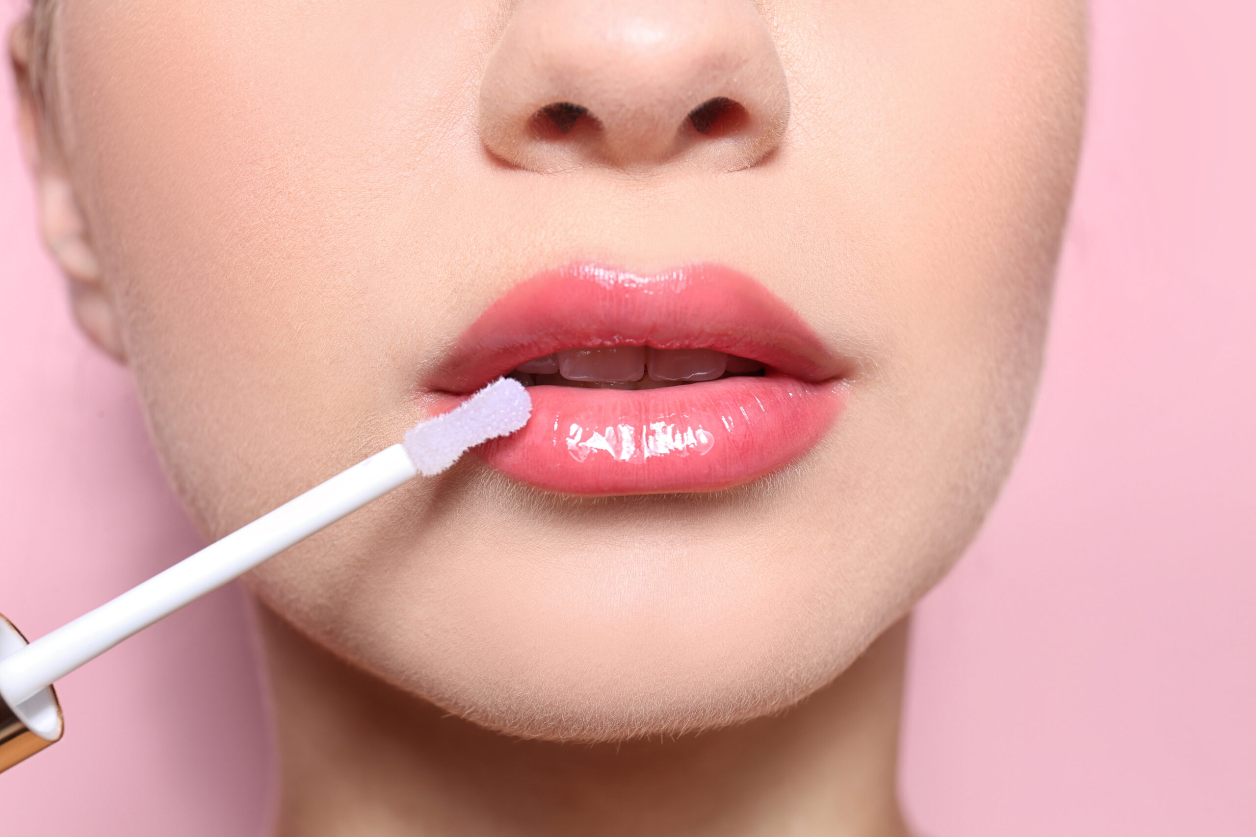 A 101 Guide: How to Start A Lip Gloss Business - Siloran