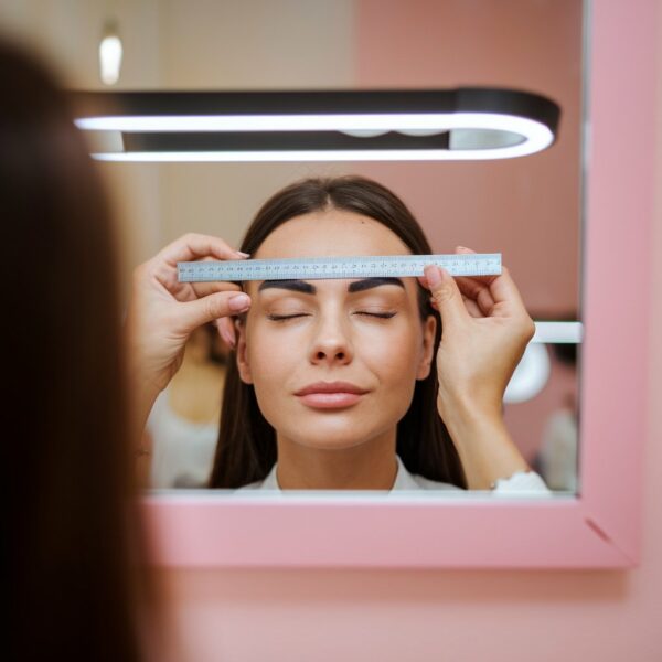 How to Apply Eyebrow Pencil Step by Step: A Complete Guide for ...